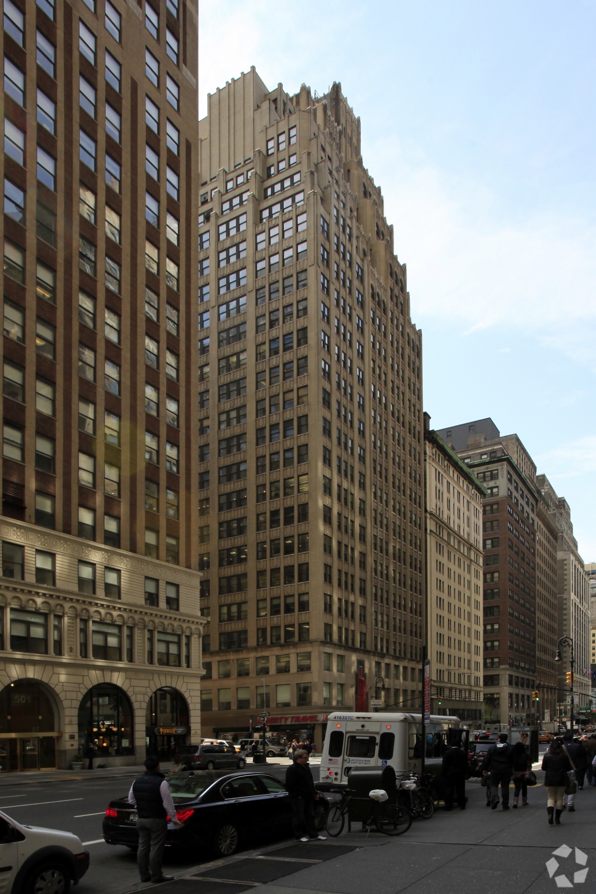 499 Seventh Avenue - Himmel + Meringoff